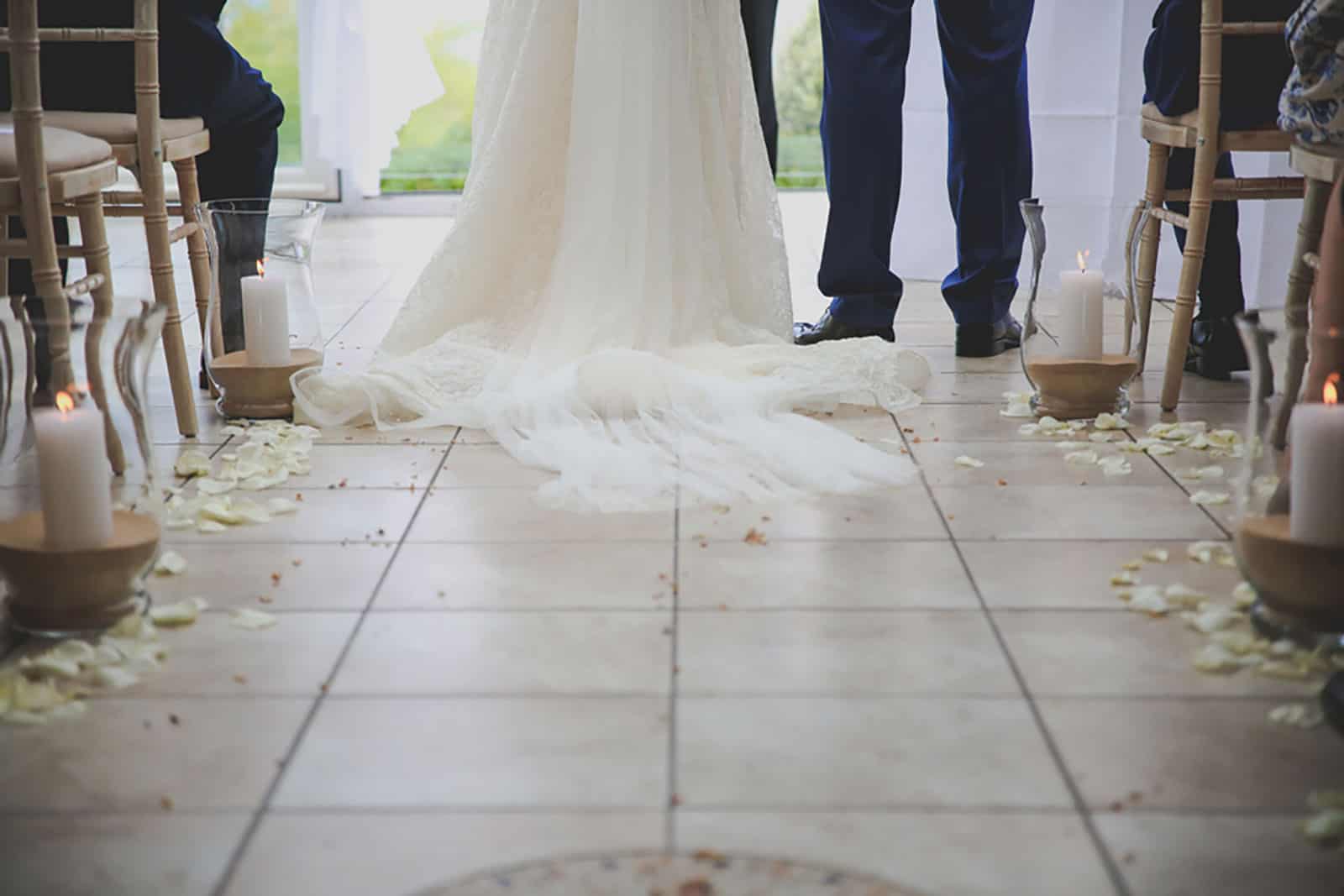 Real Wedding | Ania & Joseph Carbis Bay Hotel Cornwall | eeek!